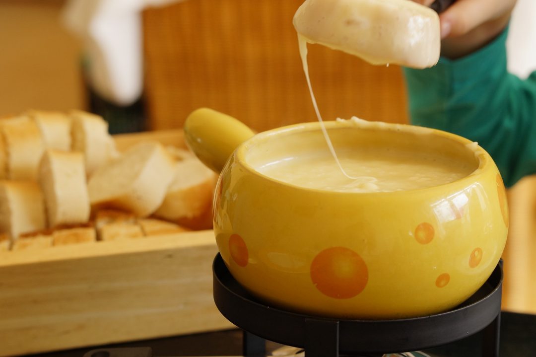 La Meilleure Recette de Fondue Savoyarde traditionnelle